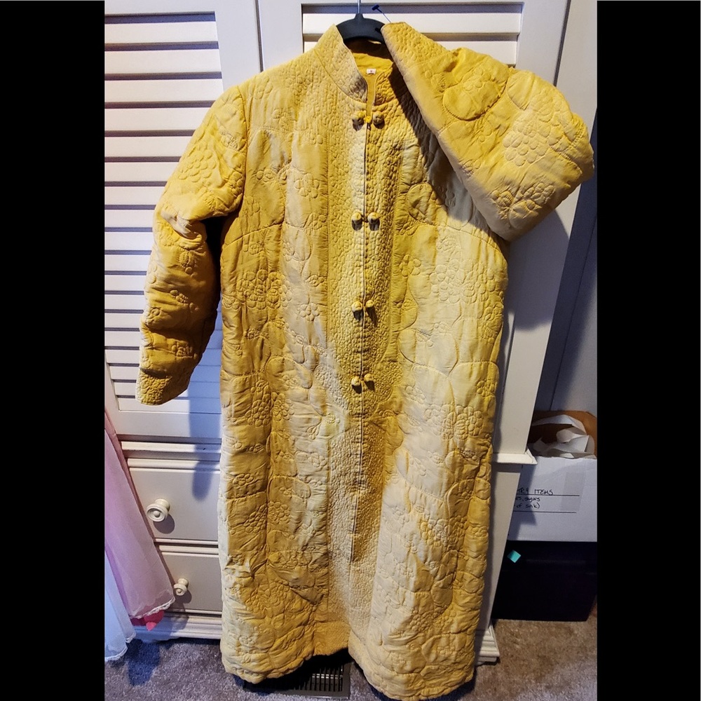 ***Rare***Vintage Robe Small Mustard Color - Gem